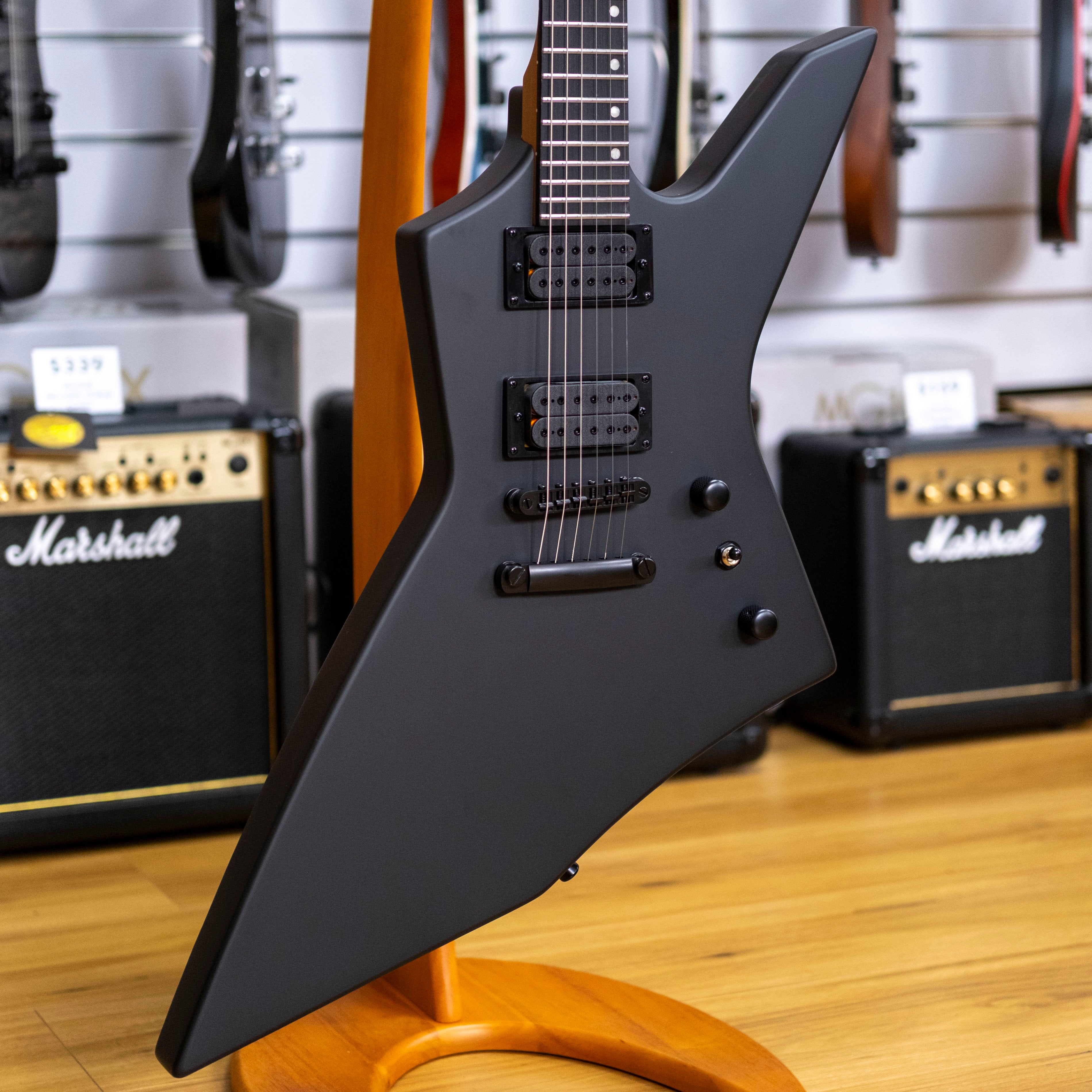Spira X-400 Electric Guitar (Satin Black)
